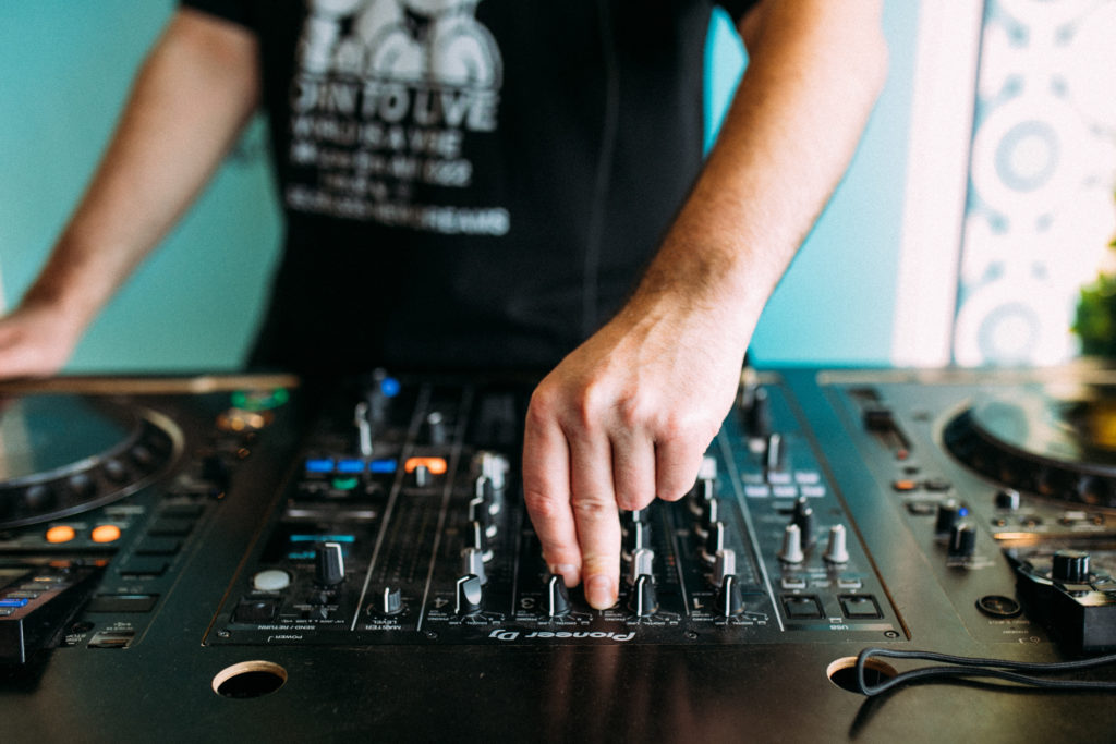 Sunshine Disco Special | Bullitt